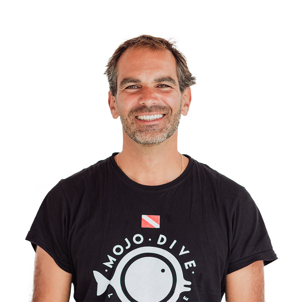 Get to know us: Team | Mojo Dive